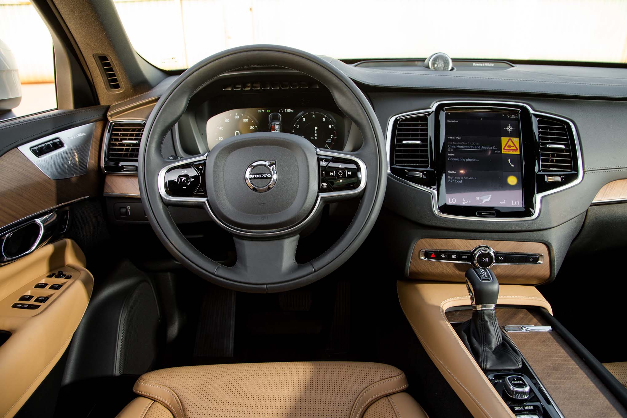 A Summer Road Trip With the 2016 Volvo XC90 T6 AWD - Autoscommunity